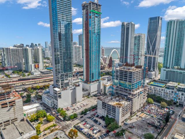 20 NE 11th St, Unit 3205, Miami, FL 33132 | MLS #B26010