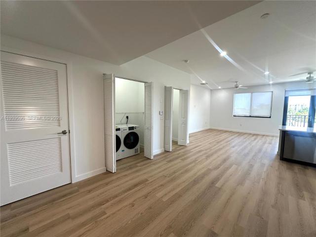 20 NE 19th Ave, Unit PH08, Pompano Beach, FL 33060 | MLS #A11939