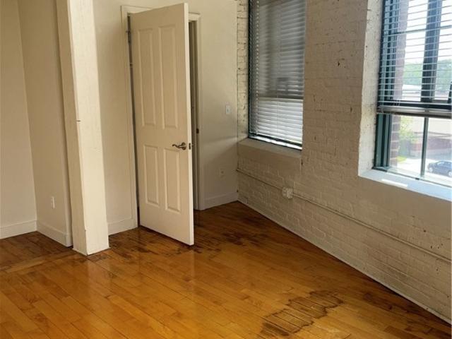 20 Newman Avenue 1 1112