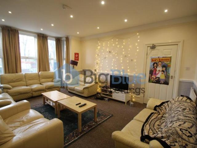 20 North Grange Road, Hyde Park. 14 bed semi detached house to rent £6,977 pcm £1,610 pw