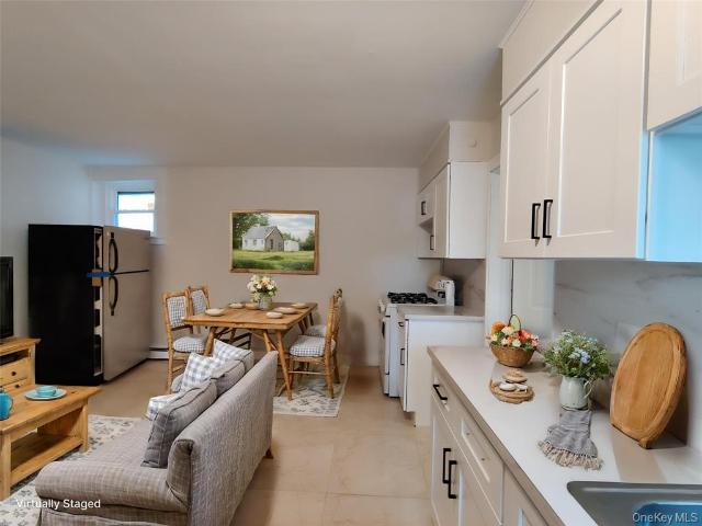 20 Noxon Street Unit B