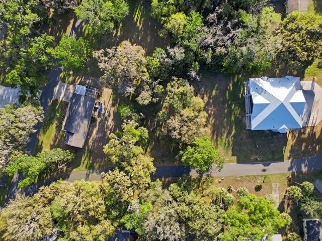 20 NW Magnolia Cir, Crystal River, FL 34428 | MLS #O6391 | Compass