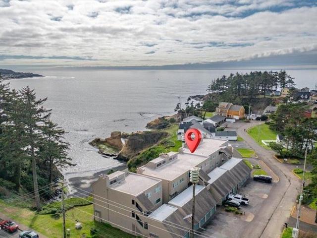 20 NW Sunset St Unit M1, Depoe Bay, OR 97341