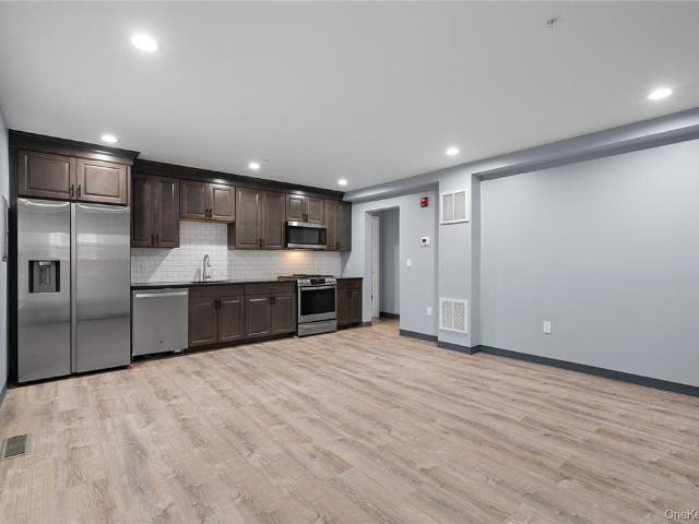 20 Oak St, Unit 2, Walden, NY 12586 | MLS #992147 | Compass