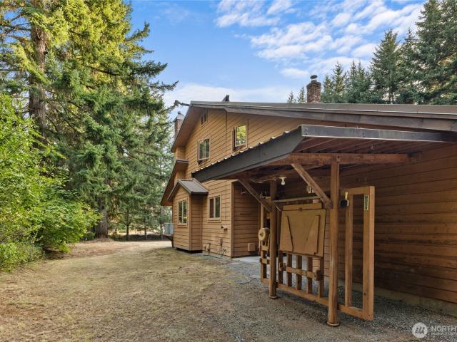 20 Oakmont Drive