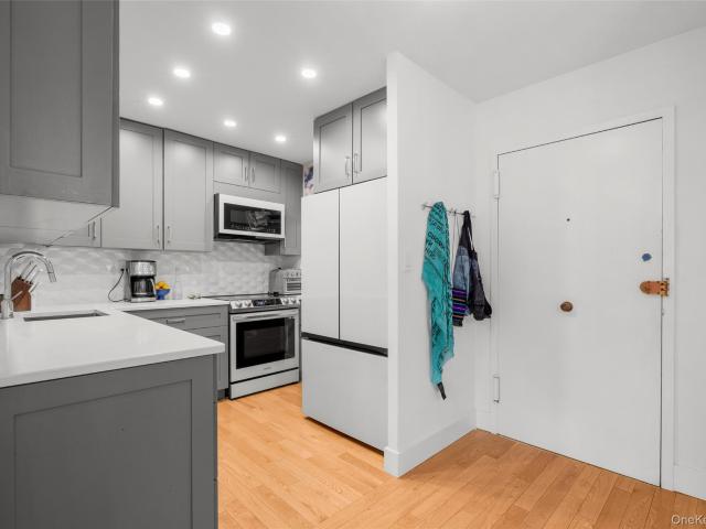 20 Old Mamaroneck Road 7G
