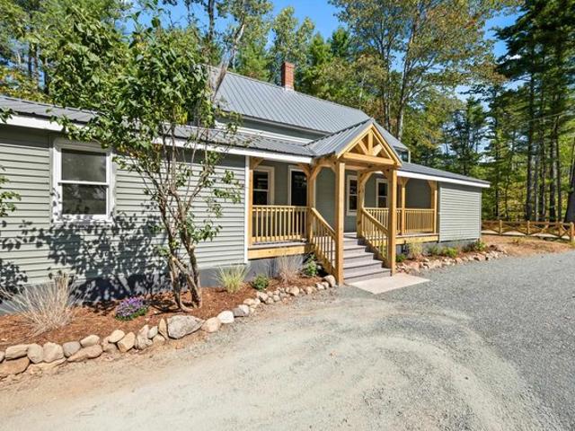20 Old West Side Rd, Conway, NH 03860