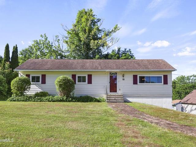20 Overlook Ter, Adams, MA 01220