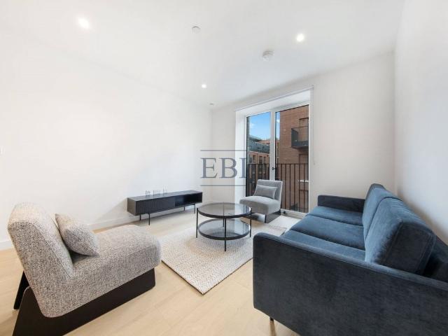 20 Parkview Avenue, Cricklewood, London NW2, 1 bed flat to rent, £2,000 pcm | PrimeLocation