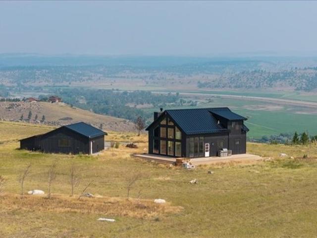 20 Pelican Pt, Reed Point, MT 59069