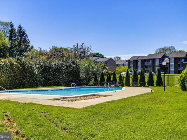 20 Pickburn Court # D