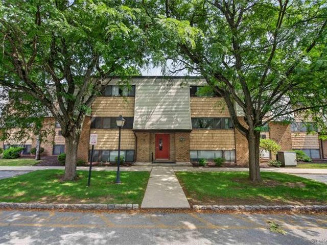 20 Pierces Rd Apt 30, Newburgh, NY 12550