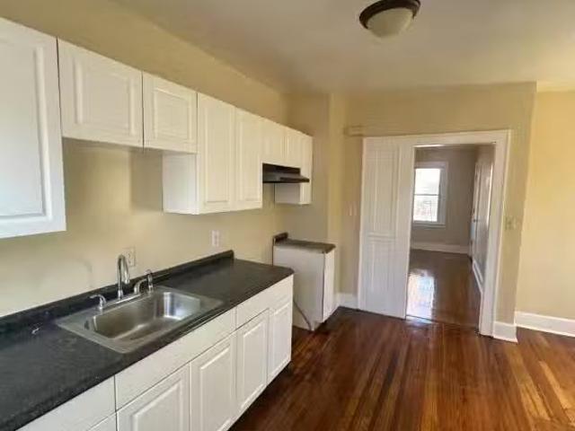 20 Platt Street # #2nd, New Haven, CT 06511