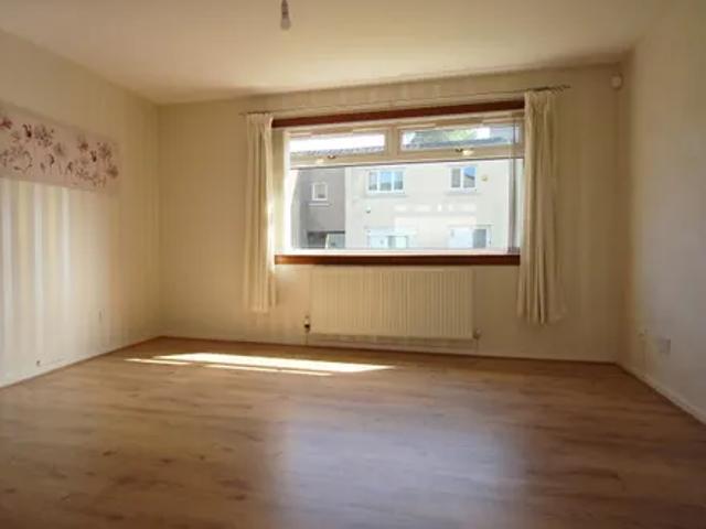 20 Plantation Square, Glasgow, G51 1HA, United Kingdom | 3 bed duplex for rent #167124065 | Rentberry