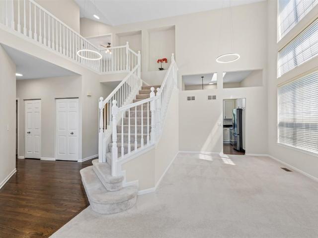 20 Prairie Pointe Lane