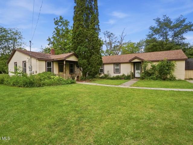 20 Quarry Ln, Luckey, OH 43443