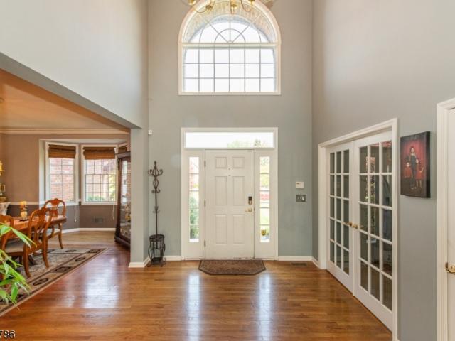 20 Ralph Dr