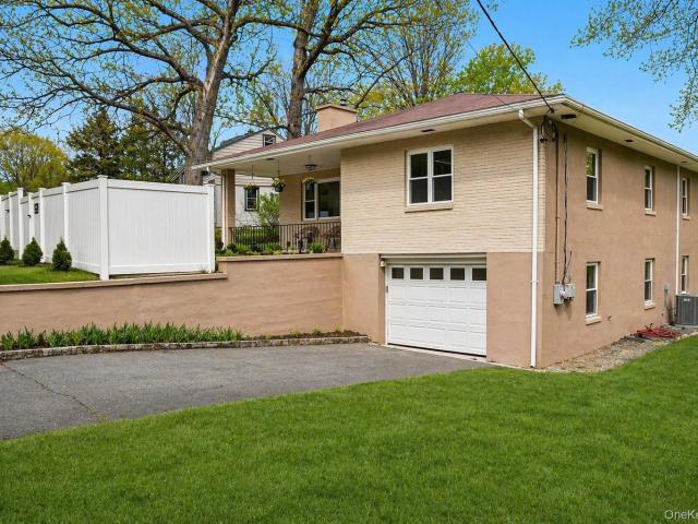 20 Ravensdale Rd, Hastings on Hudson, NY 10706 | MLS #973621