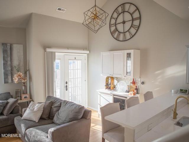 20 S Midland Ave Unit C4, Kearny, NJ 07032