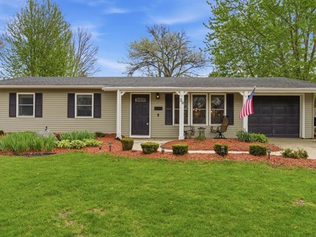 20 S Bereman Rd, Montgomery, IL 60538