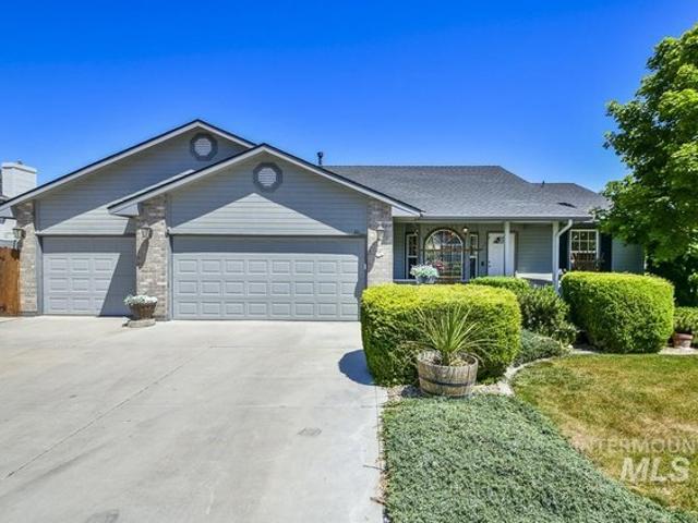 20 S Bonner St, Nampa, ID 83651