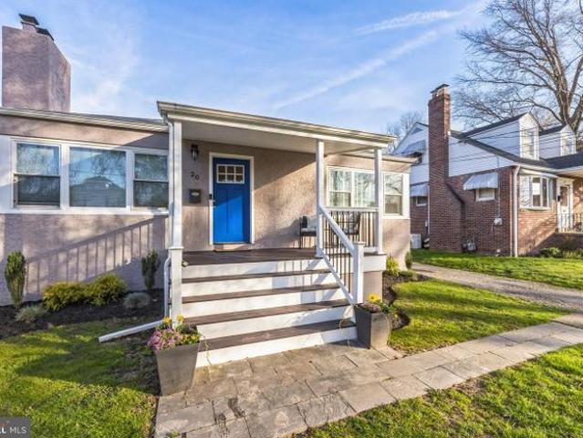 20 S Llanwellyn Ave, Glenolden, PA 19036