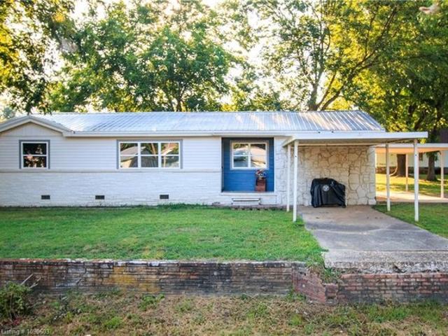 20 S Vine St, Charleston, AR 72933