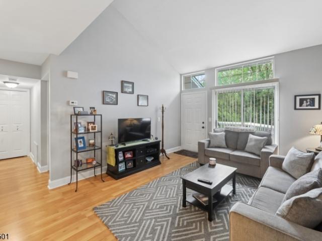 20 Sage Court