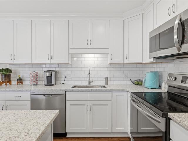 20 Saw Mill Drive 301