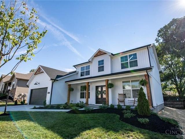 20 Sawgrass Pointe Ct, Springboro, OH 45066