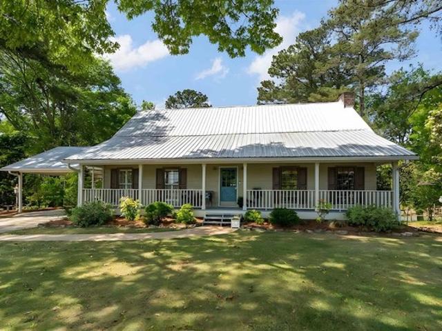 20 Seddon Pt, Pell City, AL 35128