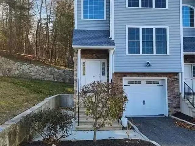 20 Short Oak Drive, 20, Brookfield, CT 06804