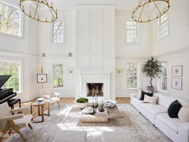 20 Sherwood Farm Ln, Greenwich, CT 06831 | MLS #124846 | Compass