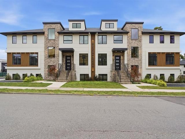 20 Singer Ave Unit 202, Spring Valley, NY 10977