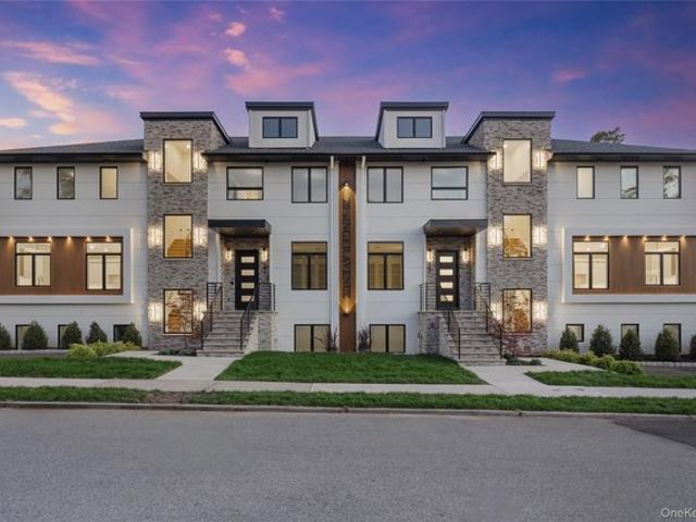 20 Singer Ave Unit 202, Spring Valley, NY 10977