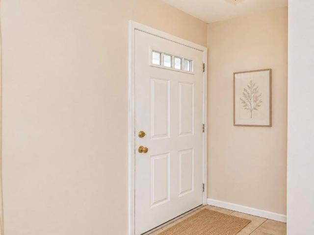 20 Sprucetree Lane