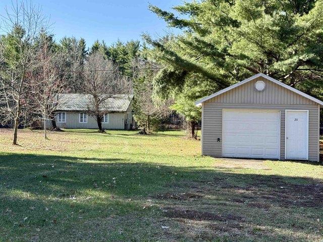 20 Stewart Ln, Brasher Falls, NY 13613