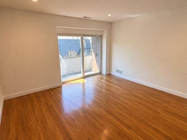 20 Stearns Rd. Unit 30, Brookline, US, MA