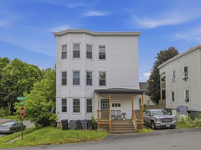 20 Summer St, Lewiston, ME 04240