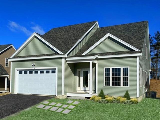 20D Crownshield Ave Unit 20D, Uxbridge, MA 01569
