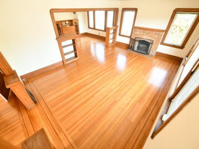 20p020 5301 5311 Miles Ave. 2 Bedroom Apartment for Rent at 5301 Miles Ave, Oakland, CA 94618 Shafter