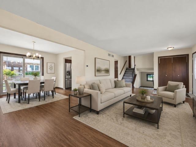 20W481 Cobb Drive