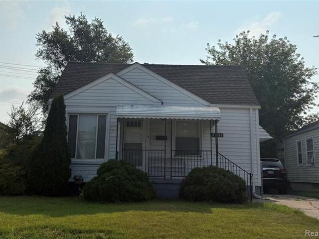 21042 Dexter Blvd, Warren, MI 48089