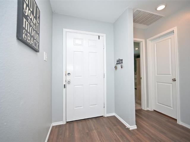 2104 Mackinac Lane
