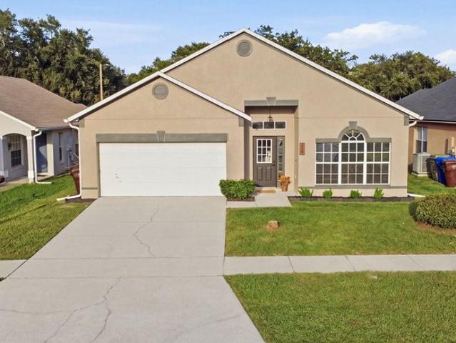 2104 Mallard Creek Cir, Kissimmee, FL 34743