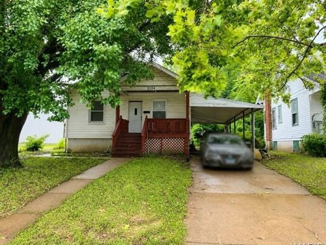 2104 McLaran Ave, Jennings, MO 63136