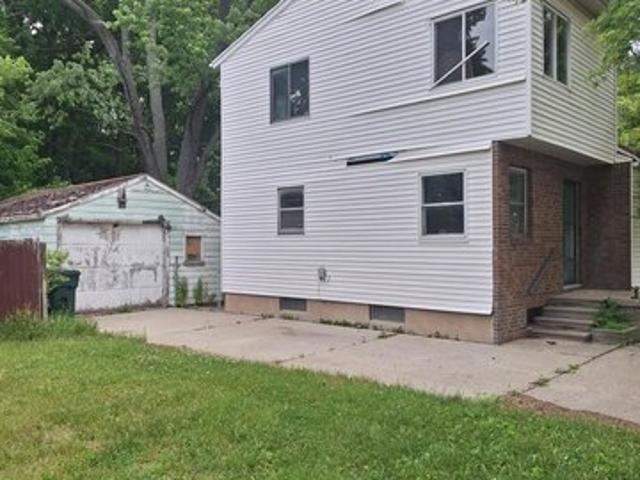 2104 Melvin Ct, Lansing, MI 48917