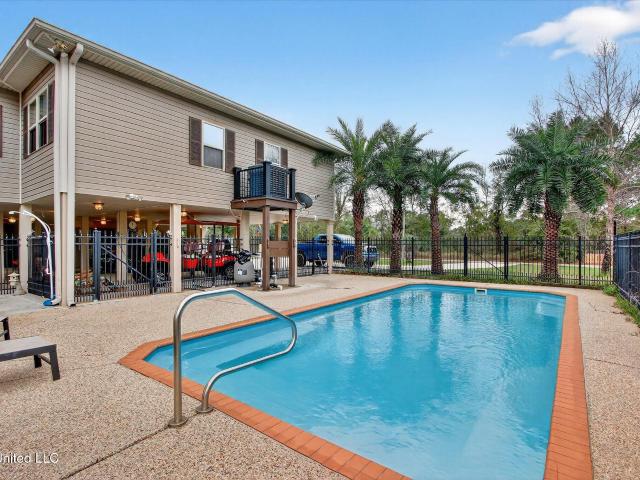 2104 Mole Drive