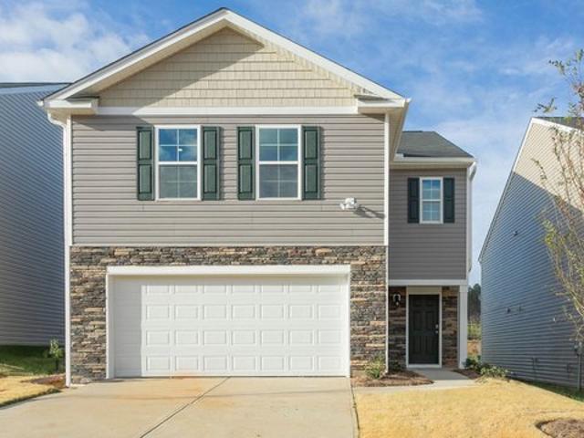 2104 Montalvan Dr, Greenville, NC 27834
