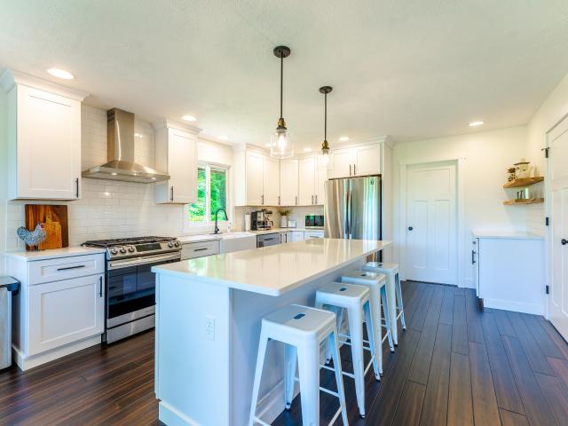2104 Apple Hill Road